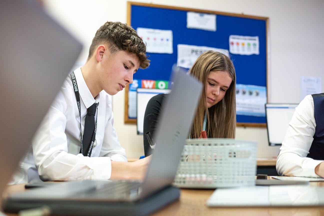 Brockenhurst College | Business courses